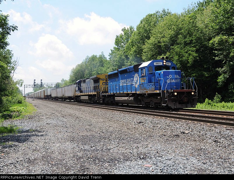 Eastbound CSX Q264 is lead by a former Conrail SD40-2